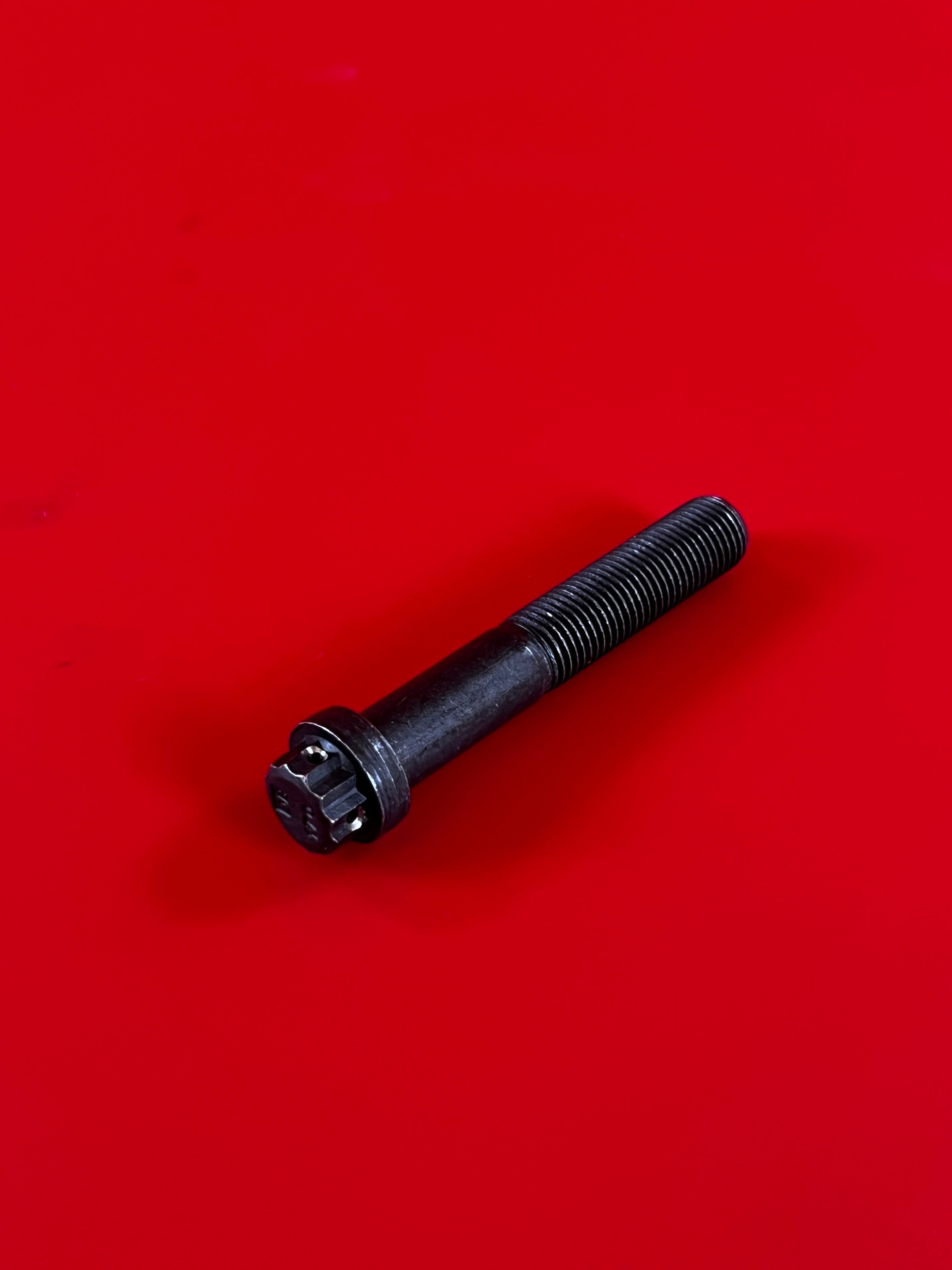 930 CV BOLT (STUB AXLE) – Gearone Manufacturing